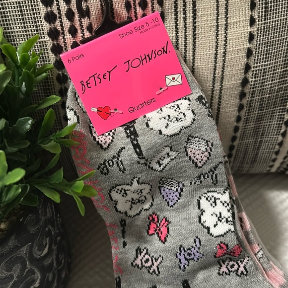 Betsey Johnson | Accessories | Betsey Johnson Quarter Socks Nwt | Poshmark